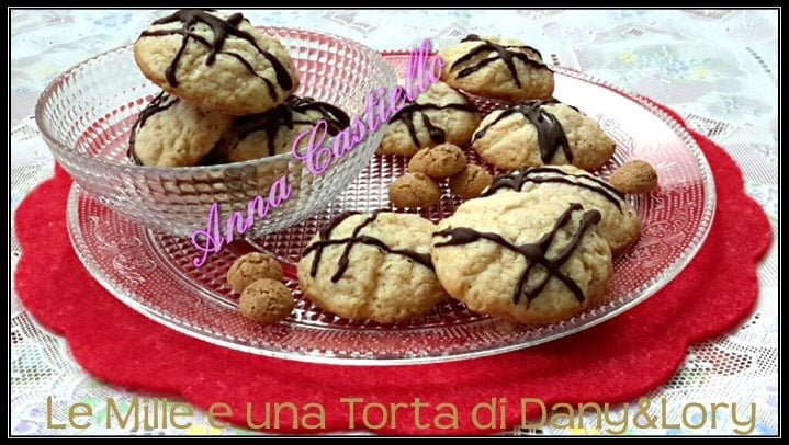 BISCOTTI MORBIDISSIMI AGLI AMARETTI - Le mille ricette